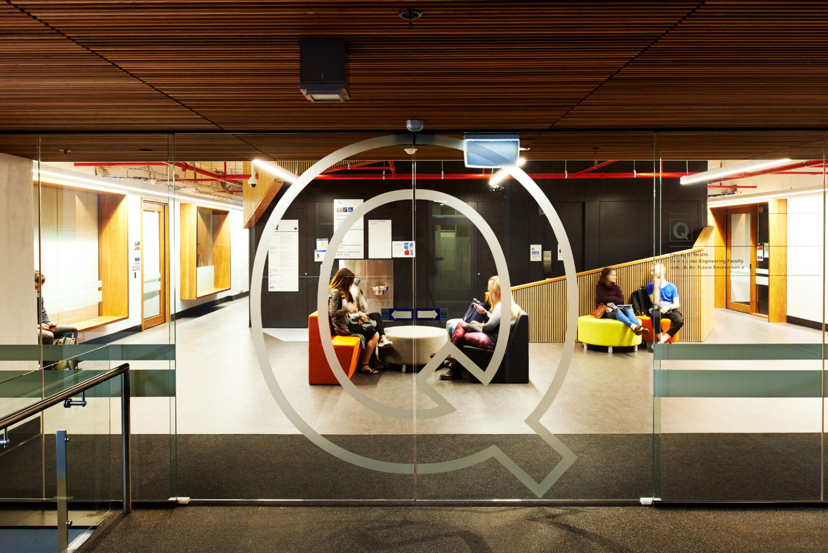 Queensland University of Technology Superlab & Case Study | dwp